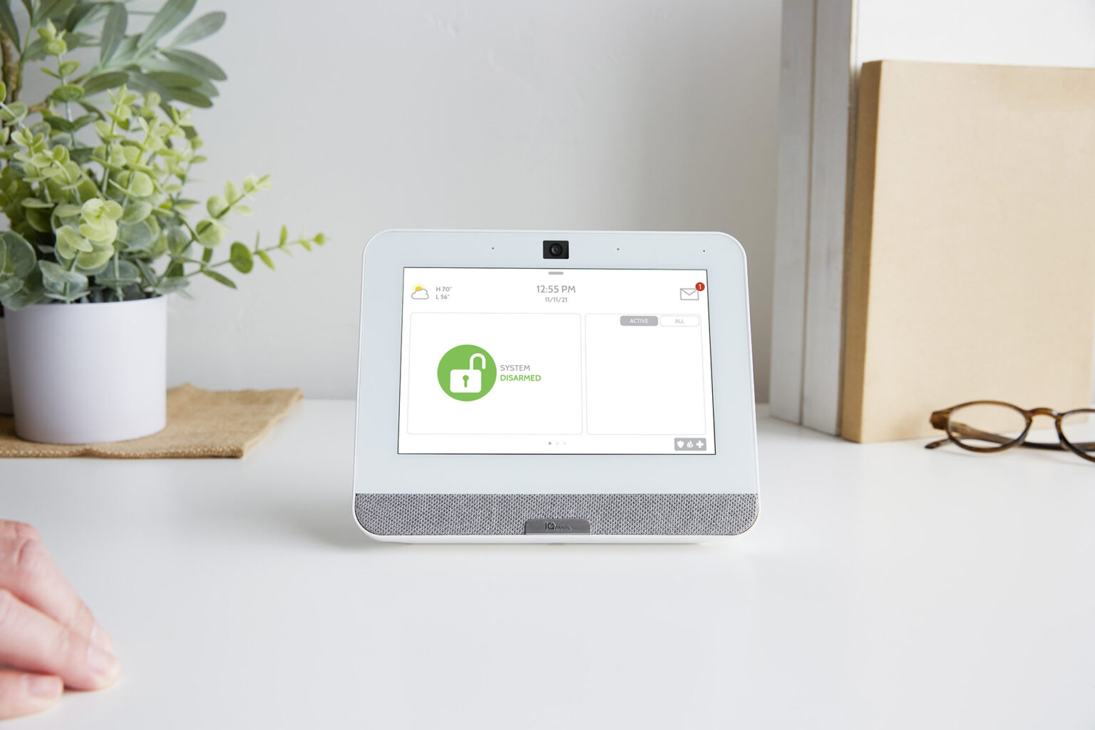 IQ4 Security Panel - Praos Smart Security